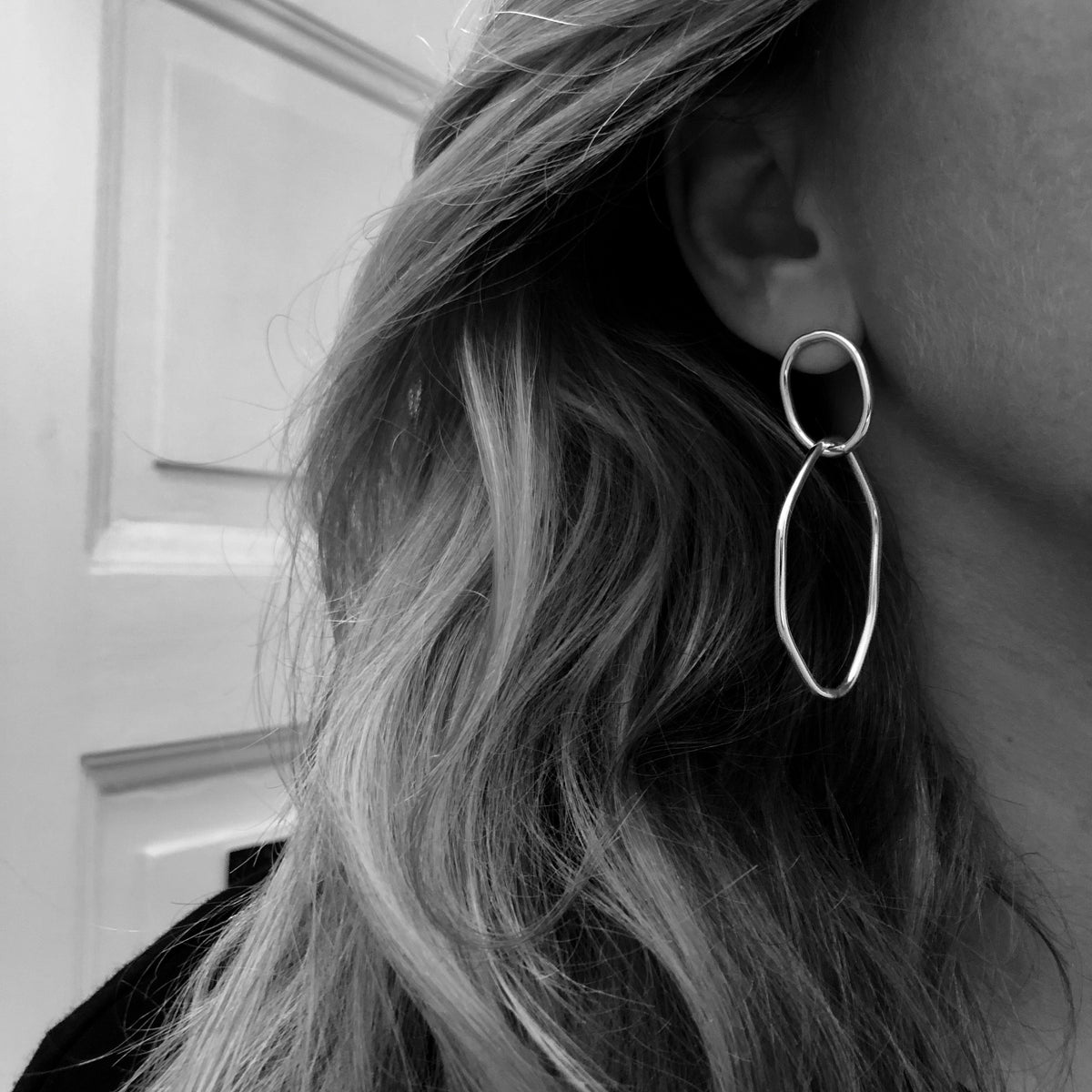 JAGGED EAR – Atom47